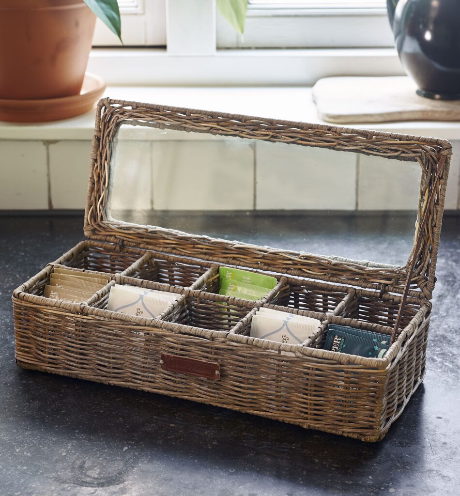 Tebox - Rustic Rattan Classic Tea Box